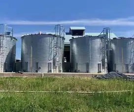 Bulk Liquid Storage Tanks | Huge Selection, Custom Options!